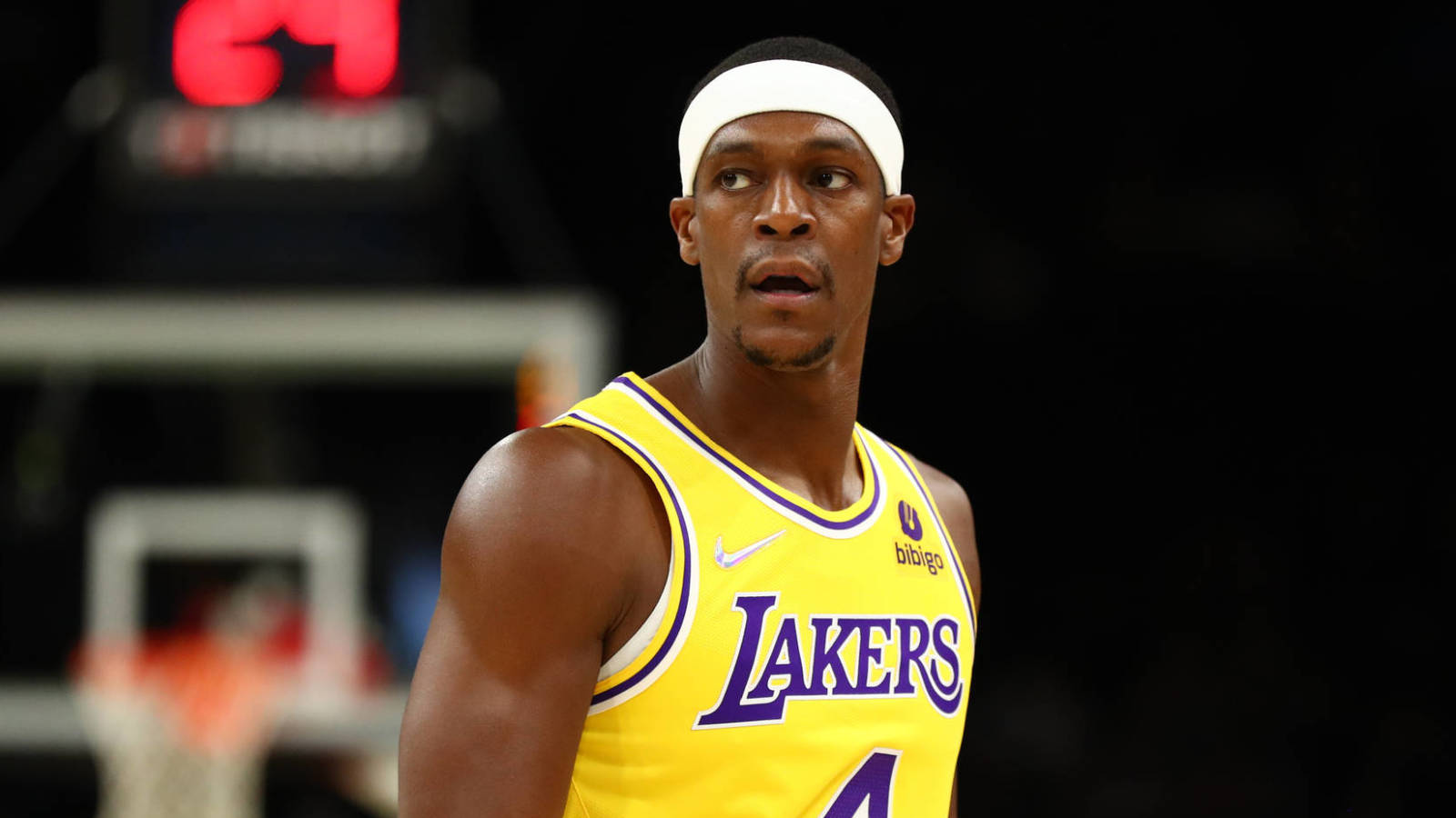 Rondo cleared to join Cavs after three-team trade completed | Yardbarker