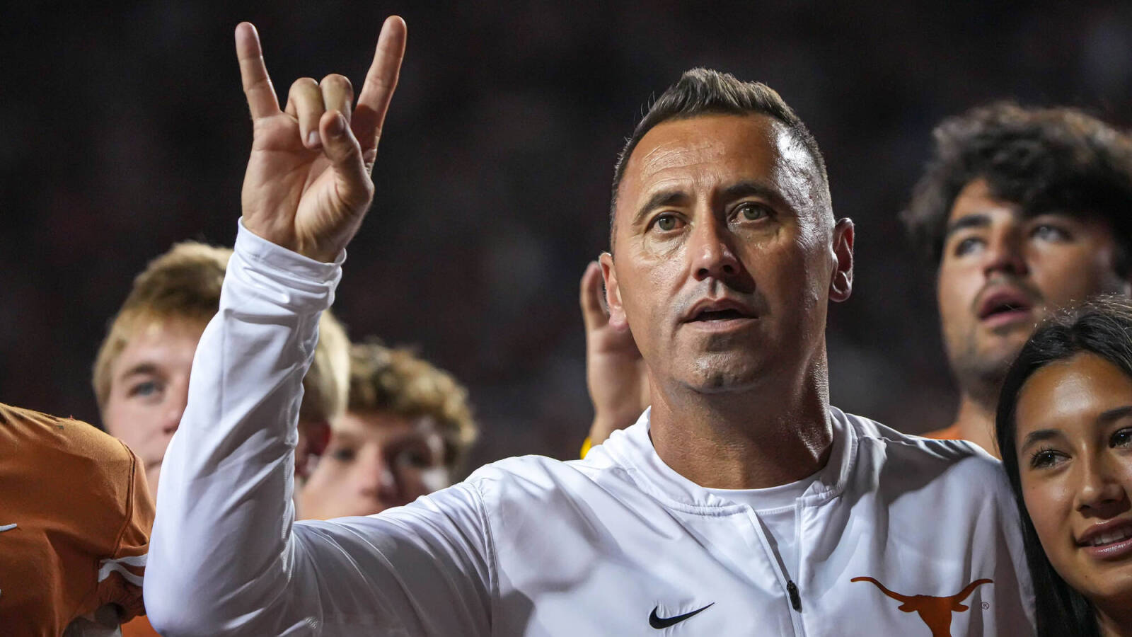 Texas-OK to be unranked meeting for the first time since '98 | Yardbarker