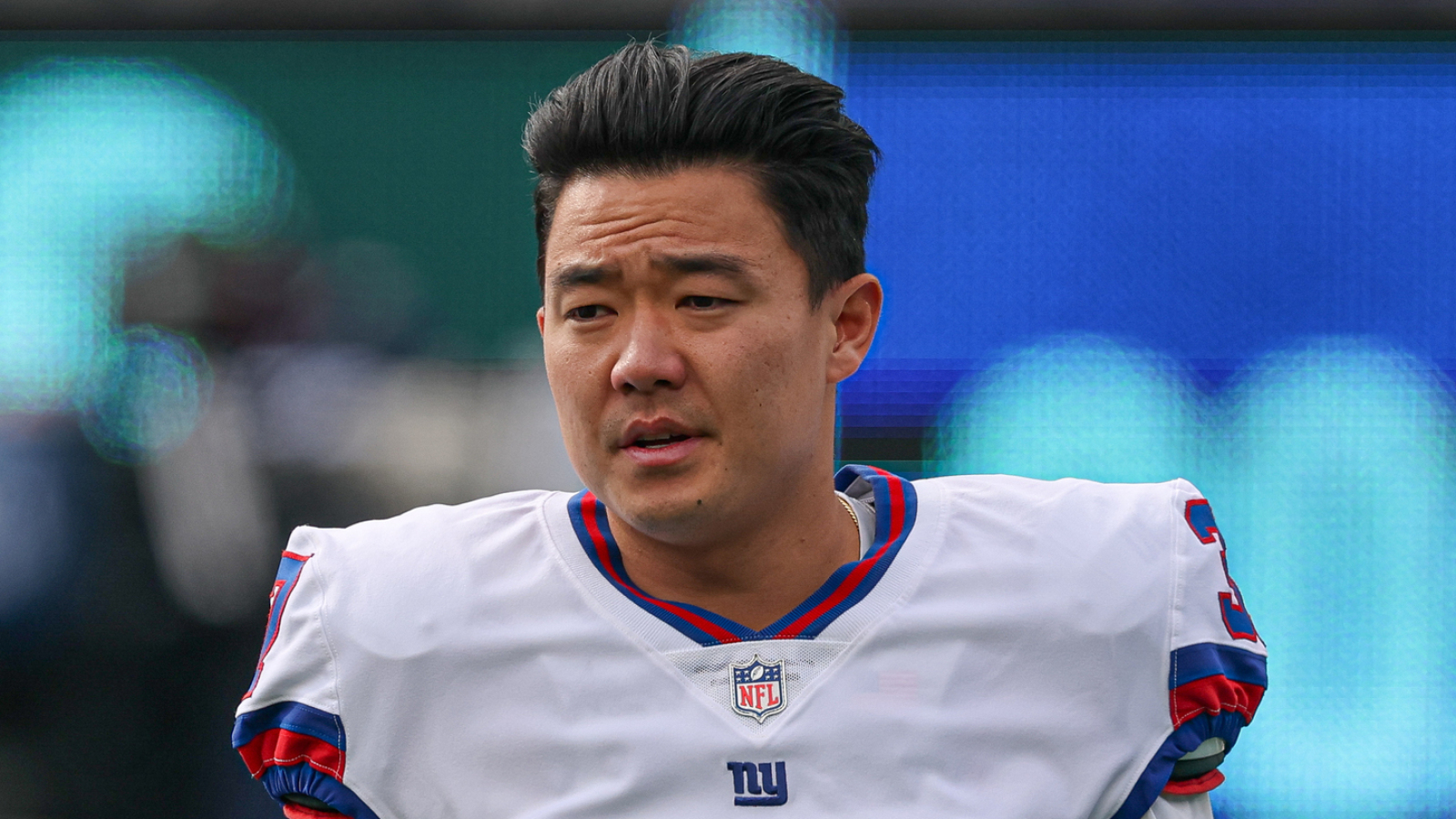 Younghoe Koo explains hilariously botched field goal attempt | Yardbarker