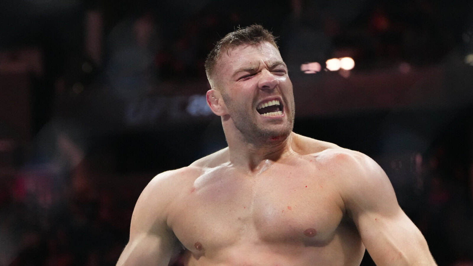 UFC middleweight champ Du Plessis doesn't care who he fights next ...