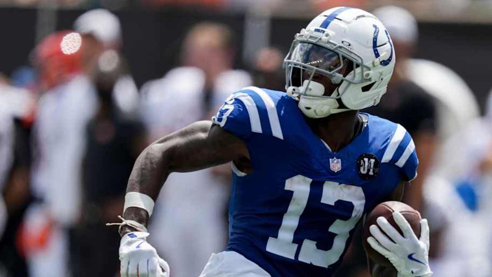 Colts Bring Back Veteran Receiver in Quiet Offseason Move | Yardbarker