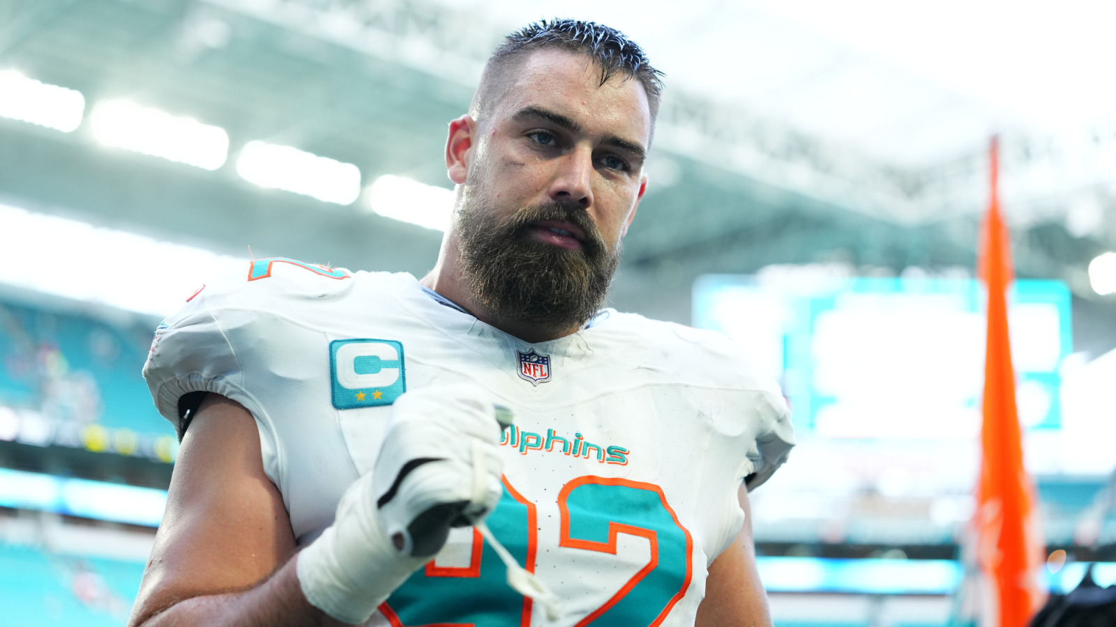 DT Zach Sieler Wants To Retire With Dolphins | Yardbarker