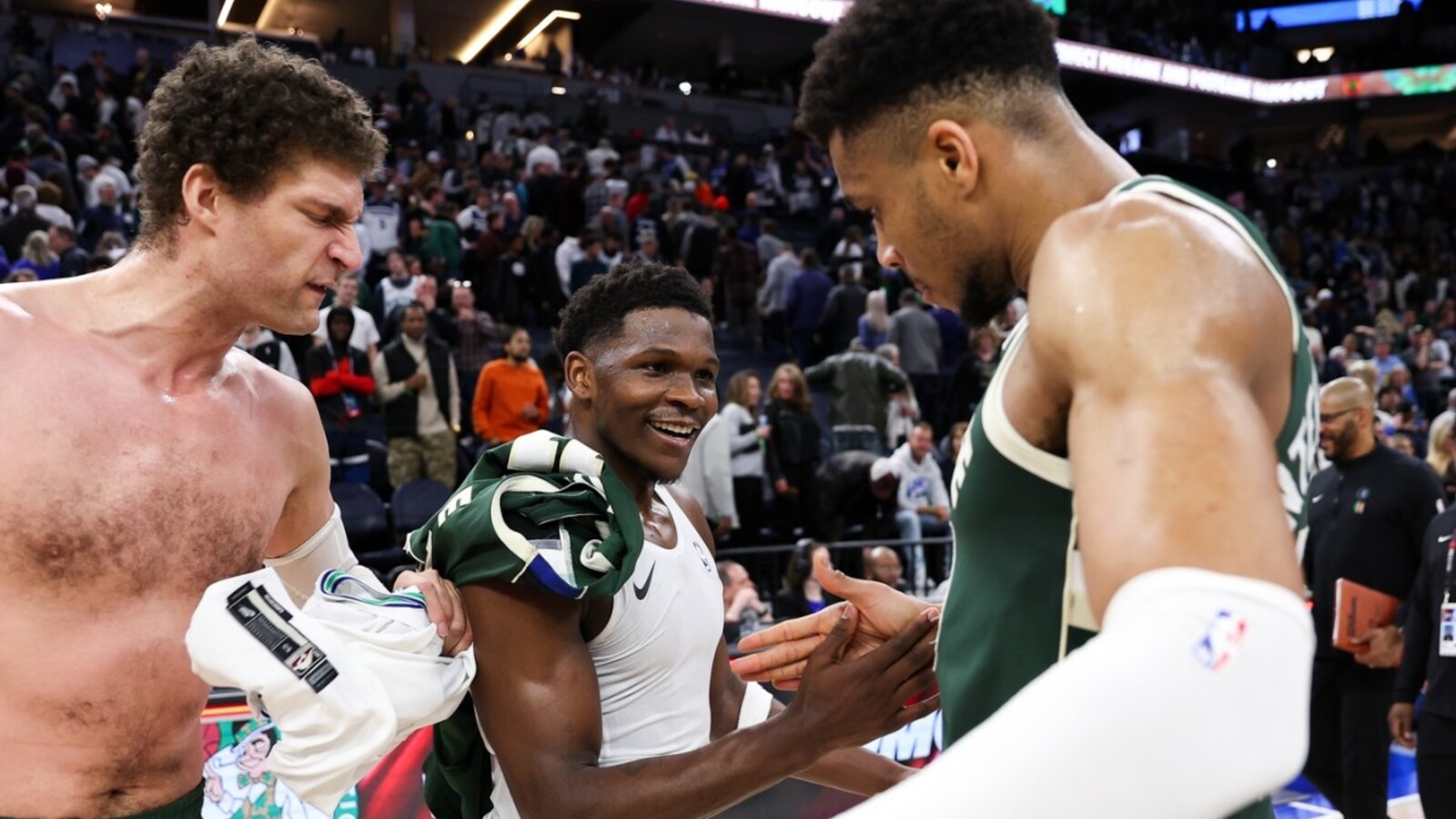 Anthony Edwards Doesn't Think Giannis Antetokounmpo Will Fit In The NBA ...