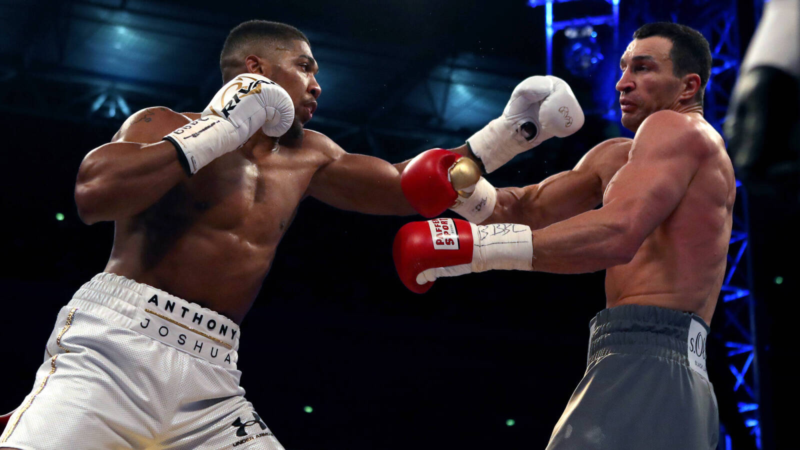 Reliving ‘The Greatest Night in British Boxing History’ | Yardbarker