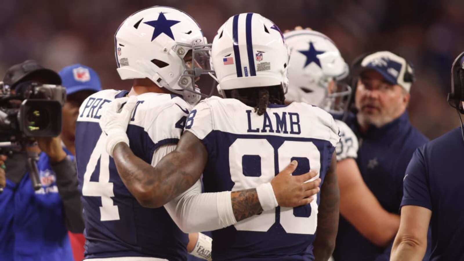 Dak Prescott offers update on CeeDee Lamb contract situation | Yardbarker