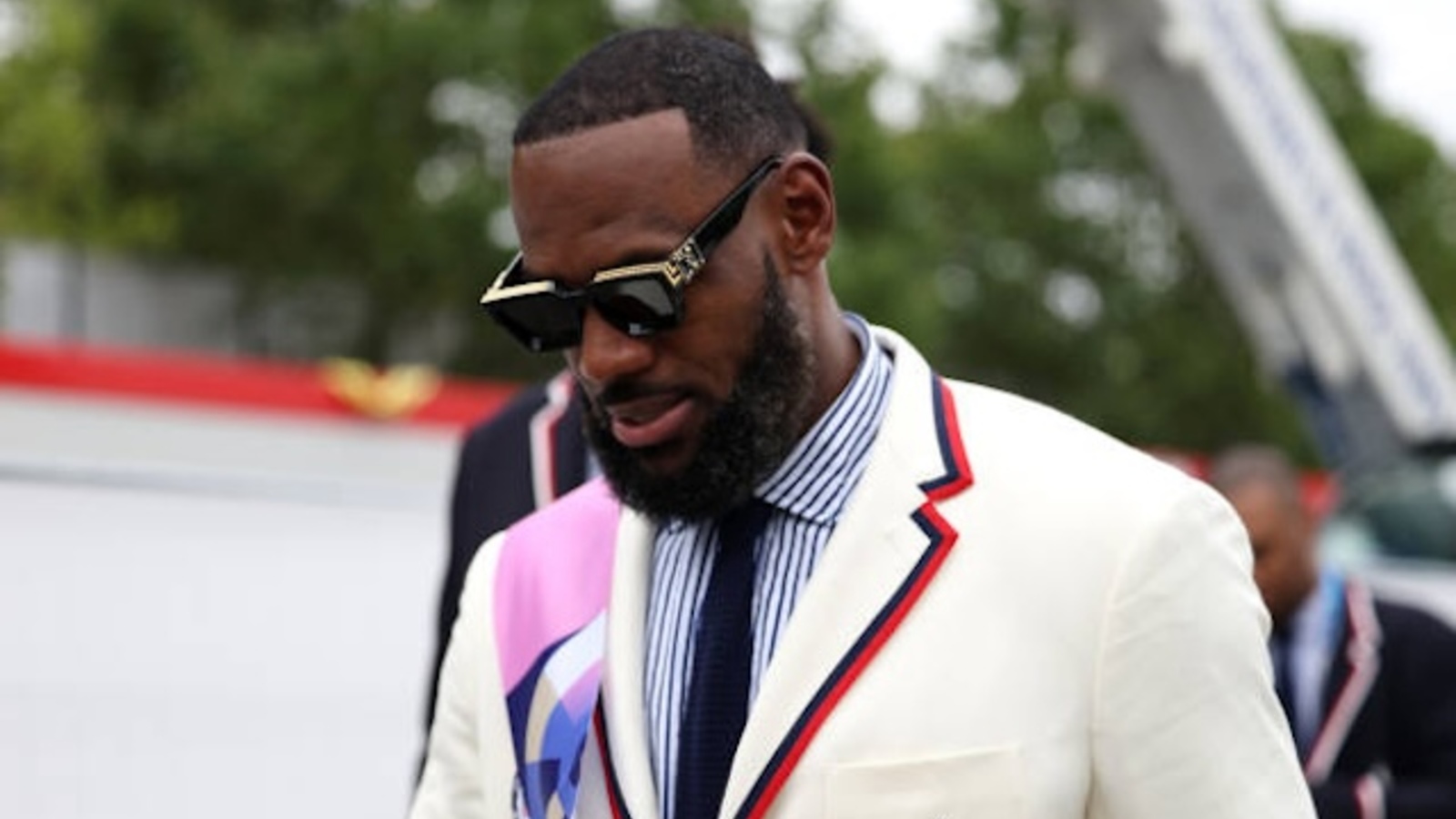 LeBron James Named Co-Chair Of 2025 Met Gala | Yardbarker