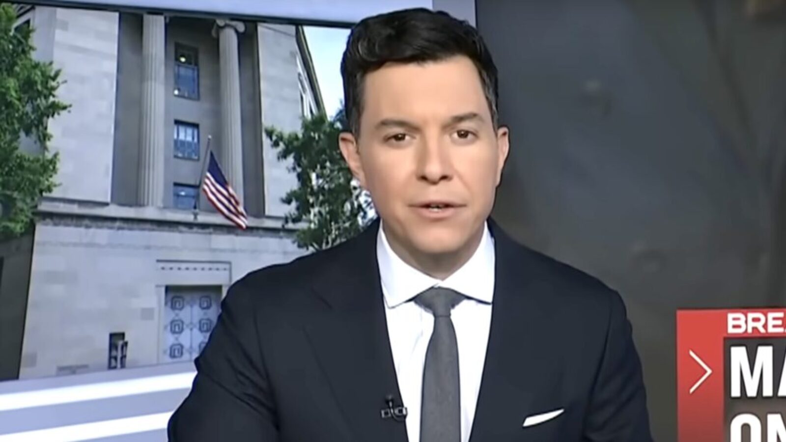 NBC Nightly News Gets Tom Llamas Ratings Bump as He Fills in for Lester Holt | Yardbarker