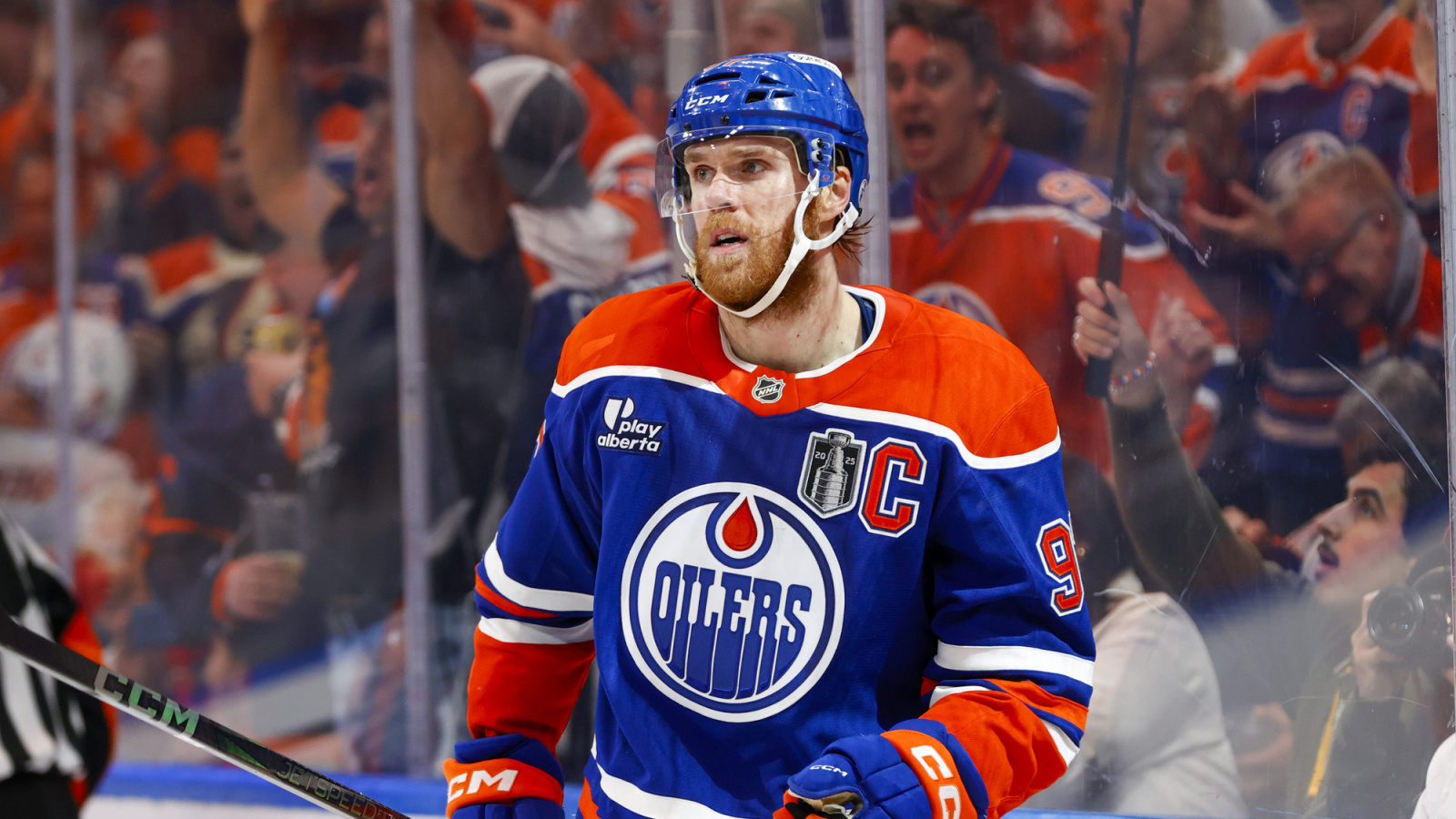 The Chaotic Fallout of McDavid Playing Without an Extension | Yardbarker