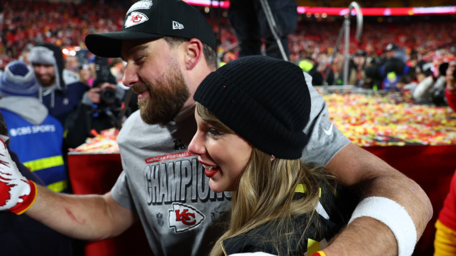 Travis Kelce Reveals Taylor Swift Remedy When He's Heartbroken | Yardbarker