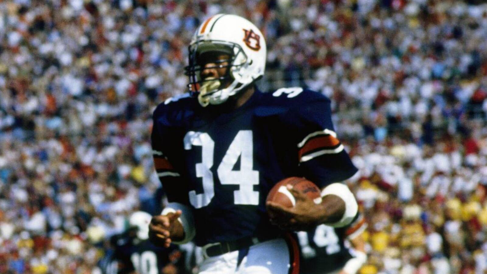 Blast from the past: Bo Jackson's epic run vs. Georgia Tech | Yardbarker