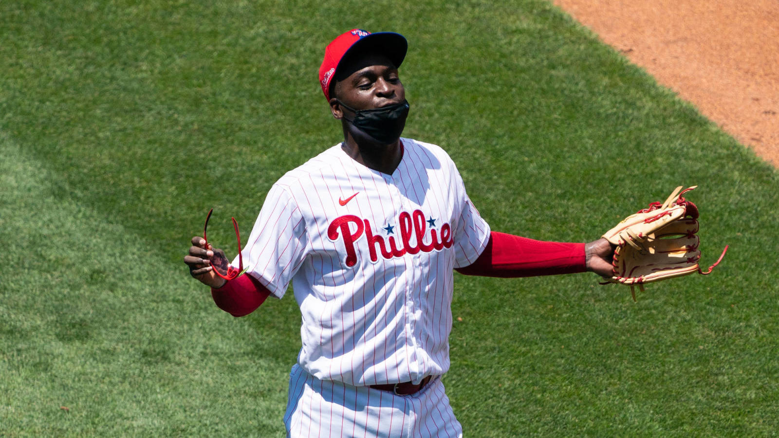 Phillies' Didi Gregorius will wear mask during games | Yardbarker