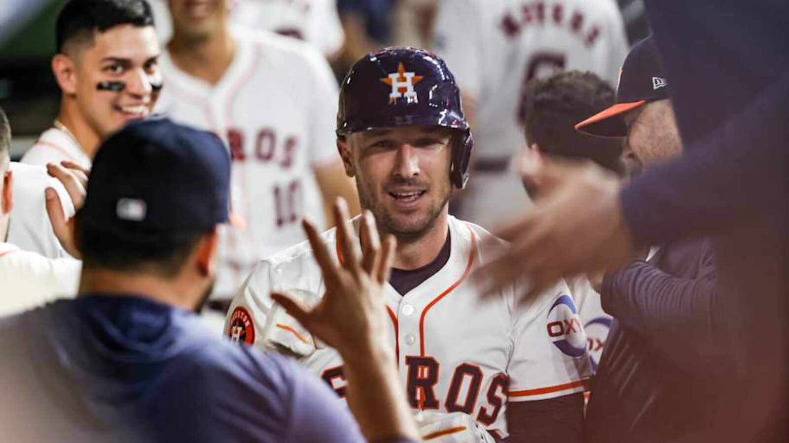Houston Astros Boss Discusses Re-Engagement with Free-Agent All-Star ...