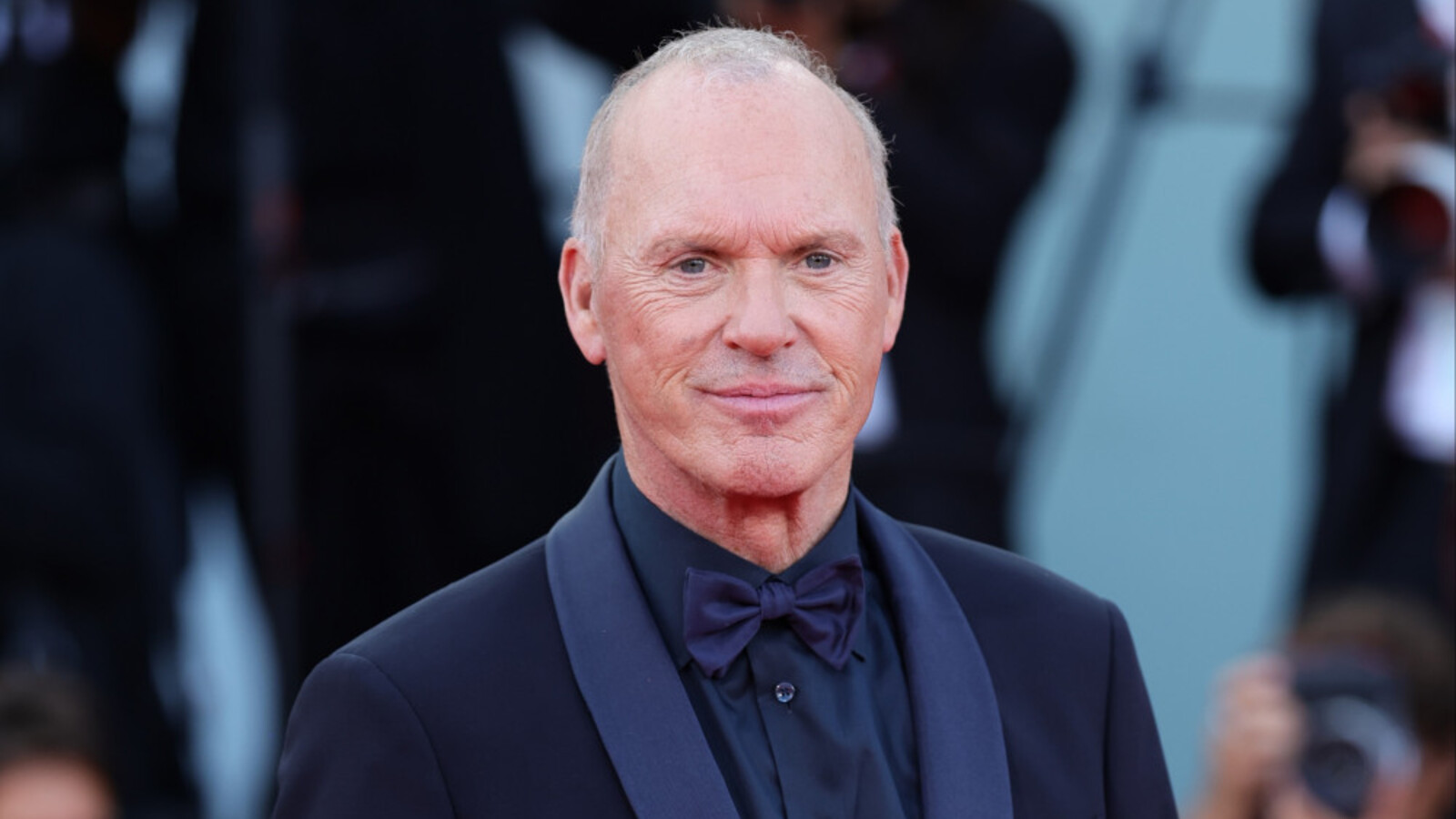 Michael Keaton joins Robert De Niro in crime thriller The Whisper Man ...