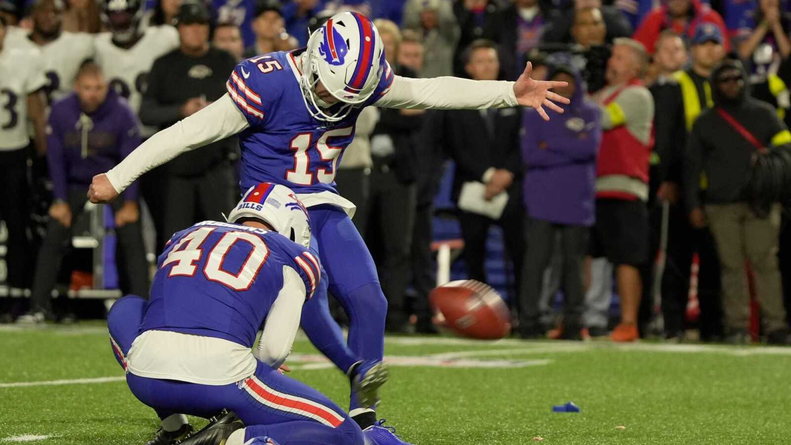 Bills’ Matt Prater kicks thunderous doink in final seconds vs. Chiefs ...