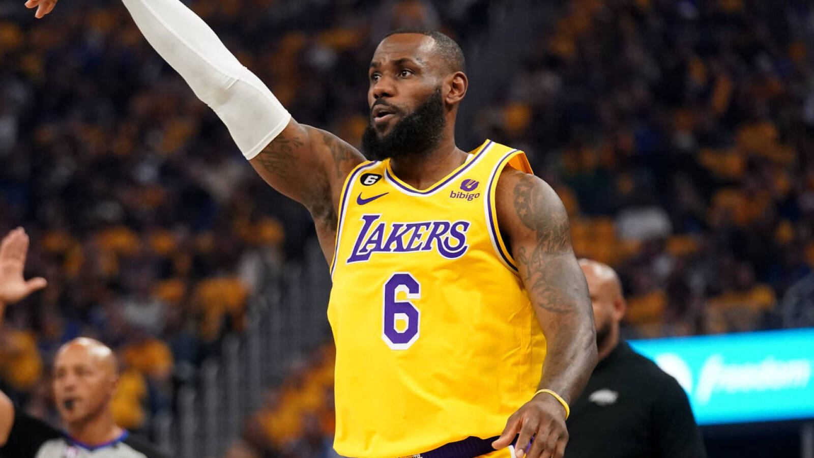 Lakers-Warriors could be ultimate old school vs. new school battle ...
