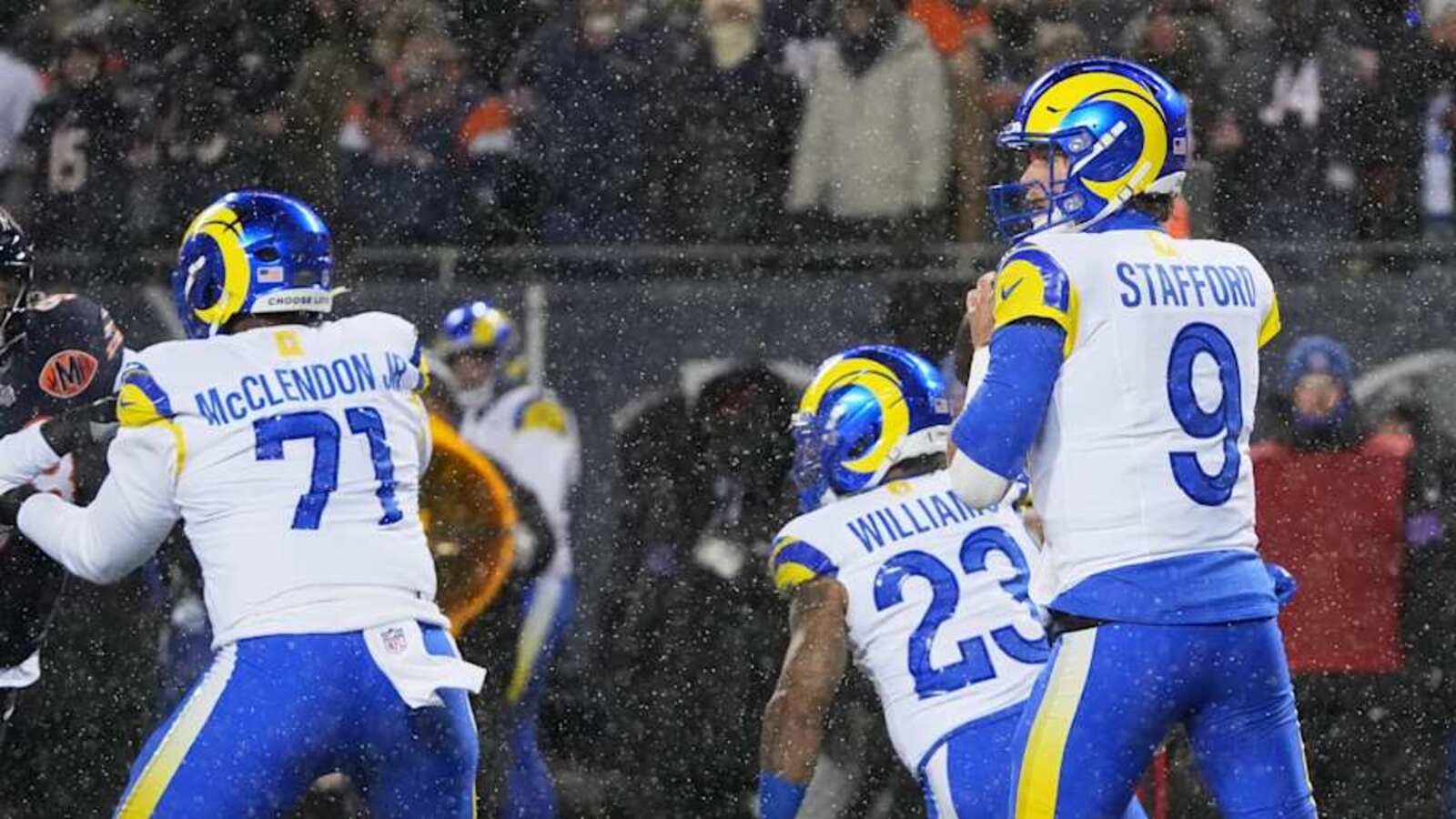 Kam Curl’s Heroics Save Rams in Playoff Affair in Snowy Chicago ...