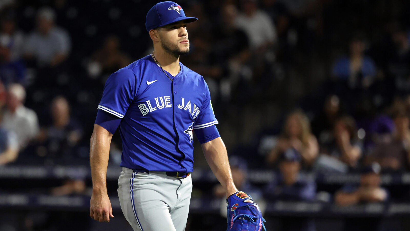 Blue Jays: Navigating a potential Jose Berrios trade this offseason | Yardbarker