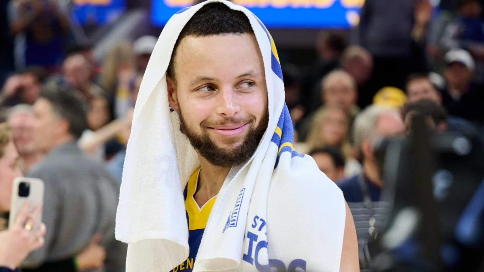 Stephen Curry Used To Check Social Media At Halftime Even When The ...