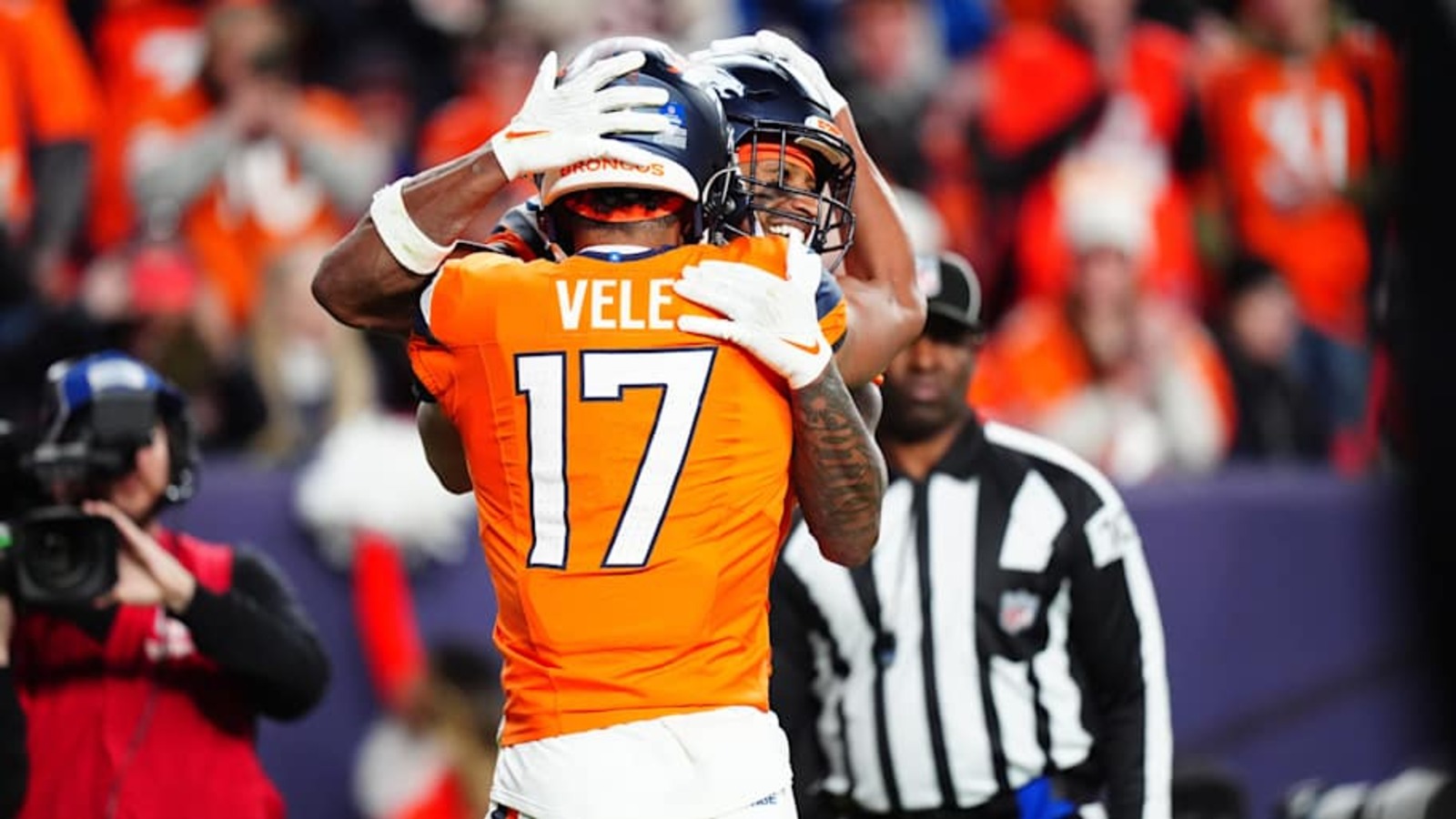New Report Reveals Why Broncos Traded WR Devaughn Vele | Yardbarker