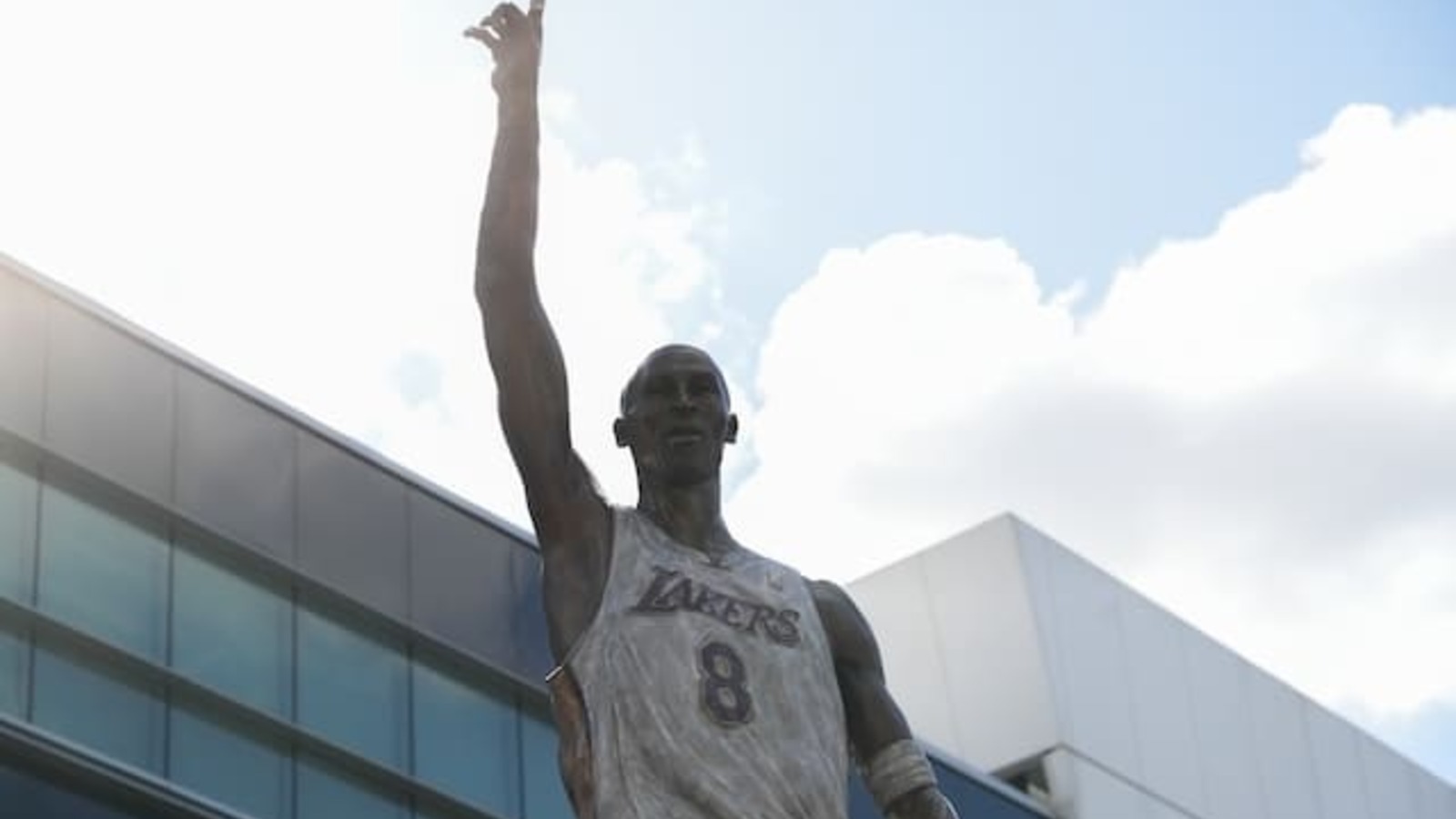 Lakers Aware & Planning To Fix Mistakes On Kobe Bryant’s Statue ...
