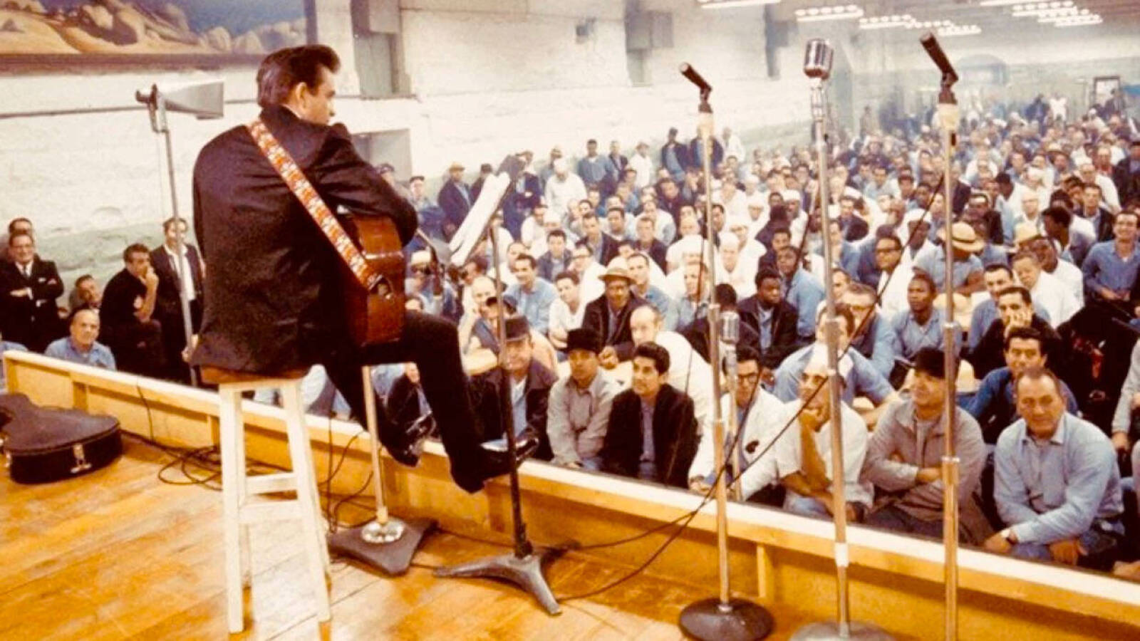 The essential outlaw country playlist | Yardbarker
