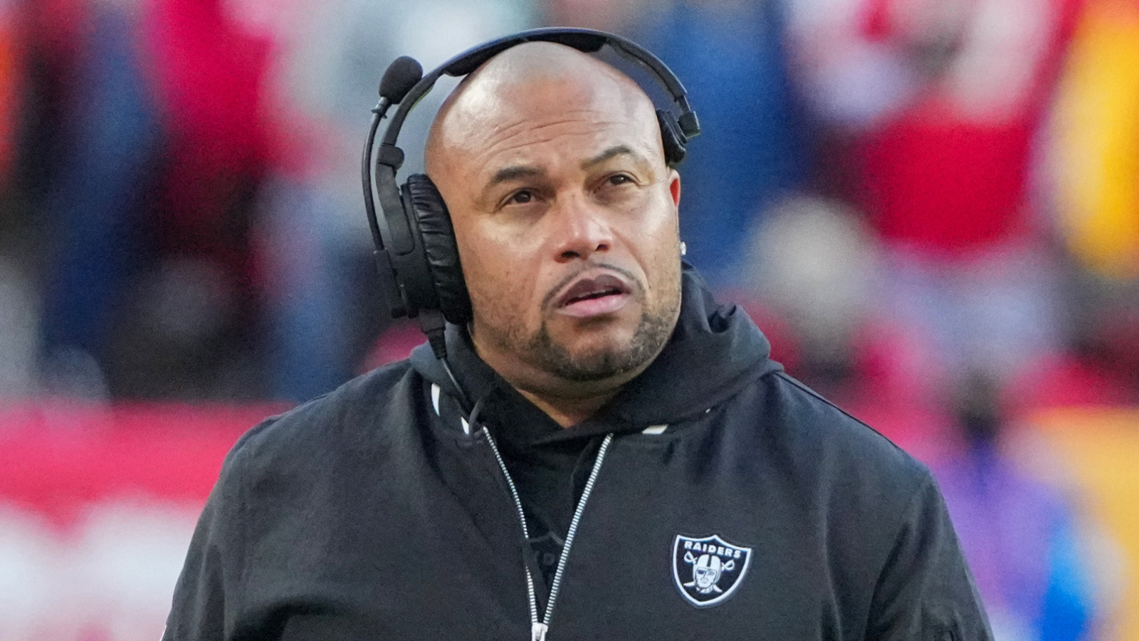 Why Antonio Pierce should be given another year as Raiders HC | Yardbarker