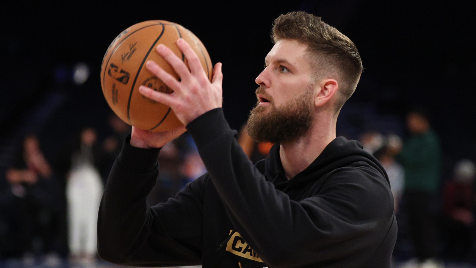 What Happened to Dean Wade? Cavs Star Exits Pacers Game After Injury ...