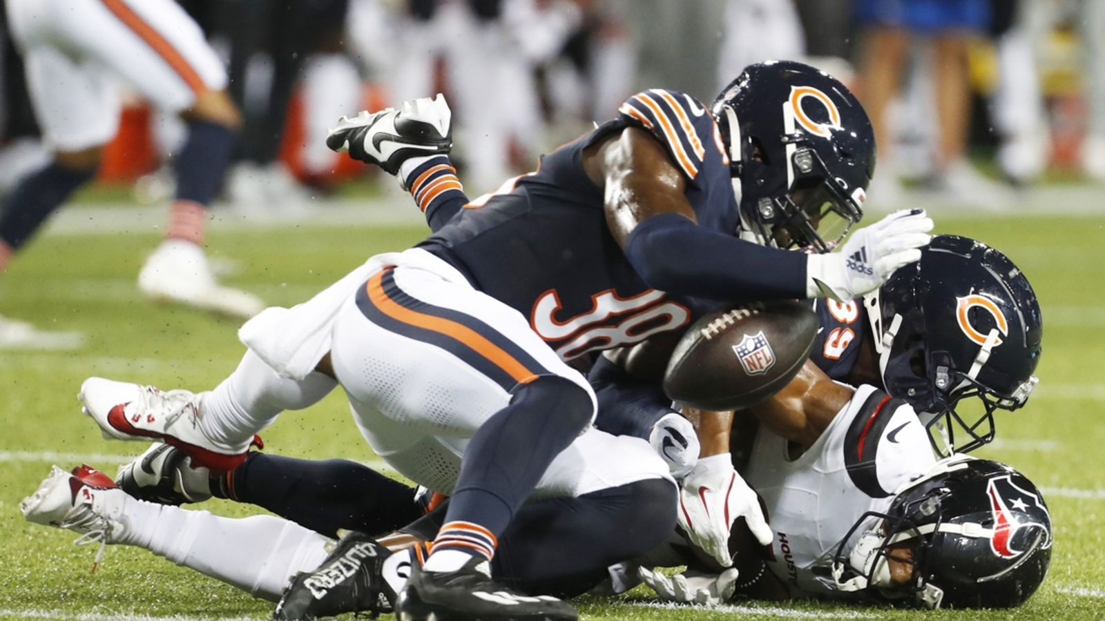 Bears S Douglas Coleman III leaves preseason game in ambulance | Yardbarker