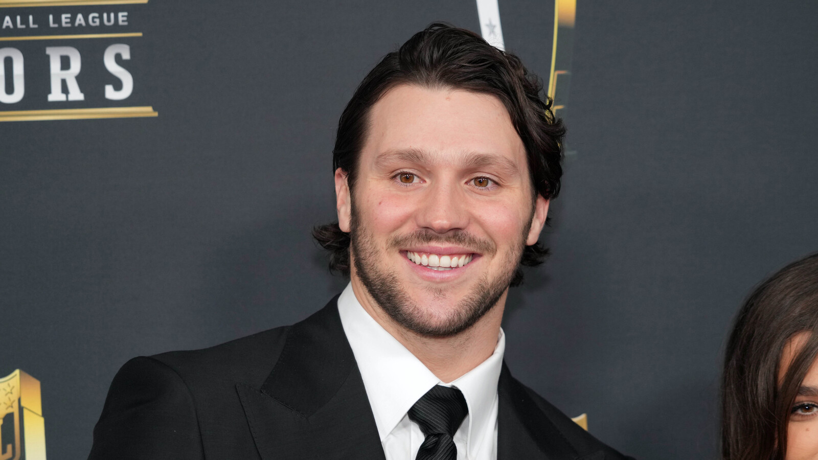 Bills QB Josh Allen makes offseason announcement | Yardbarker