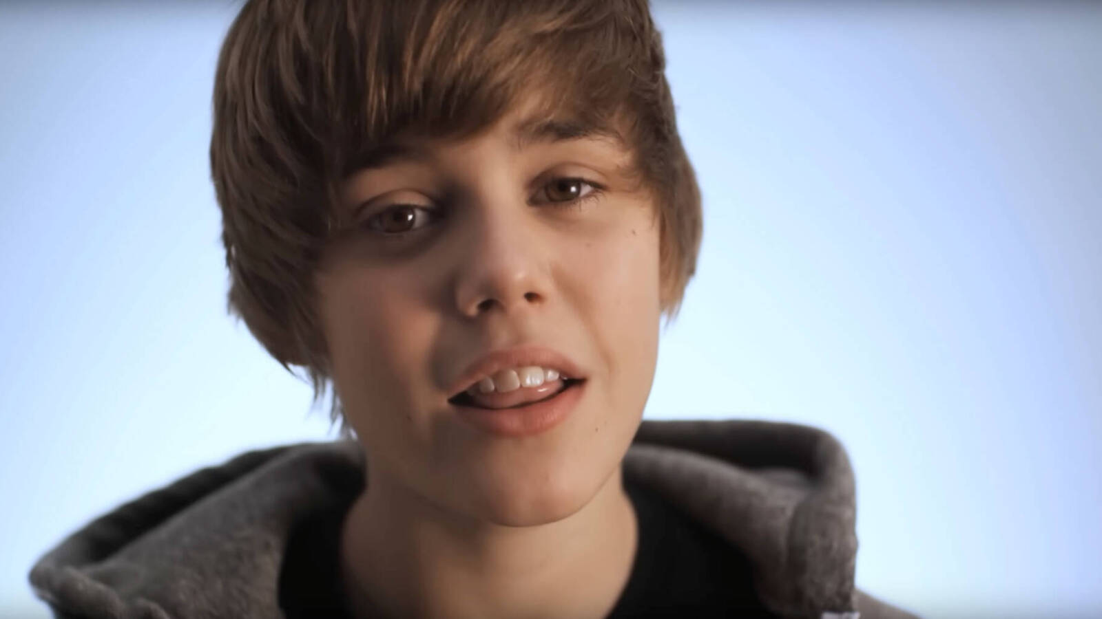 20 artists who got their start on YouTube | Yardbarker