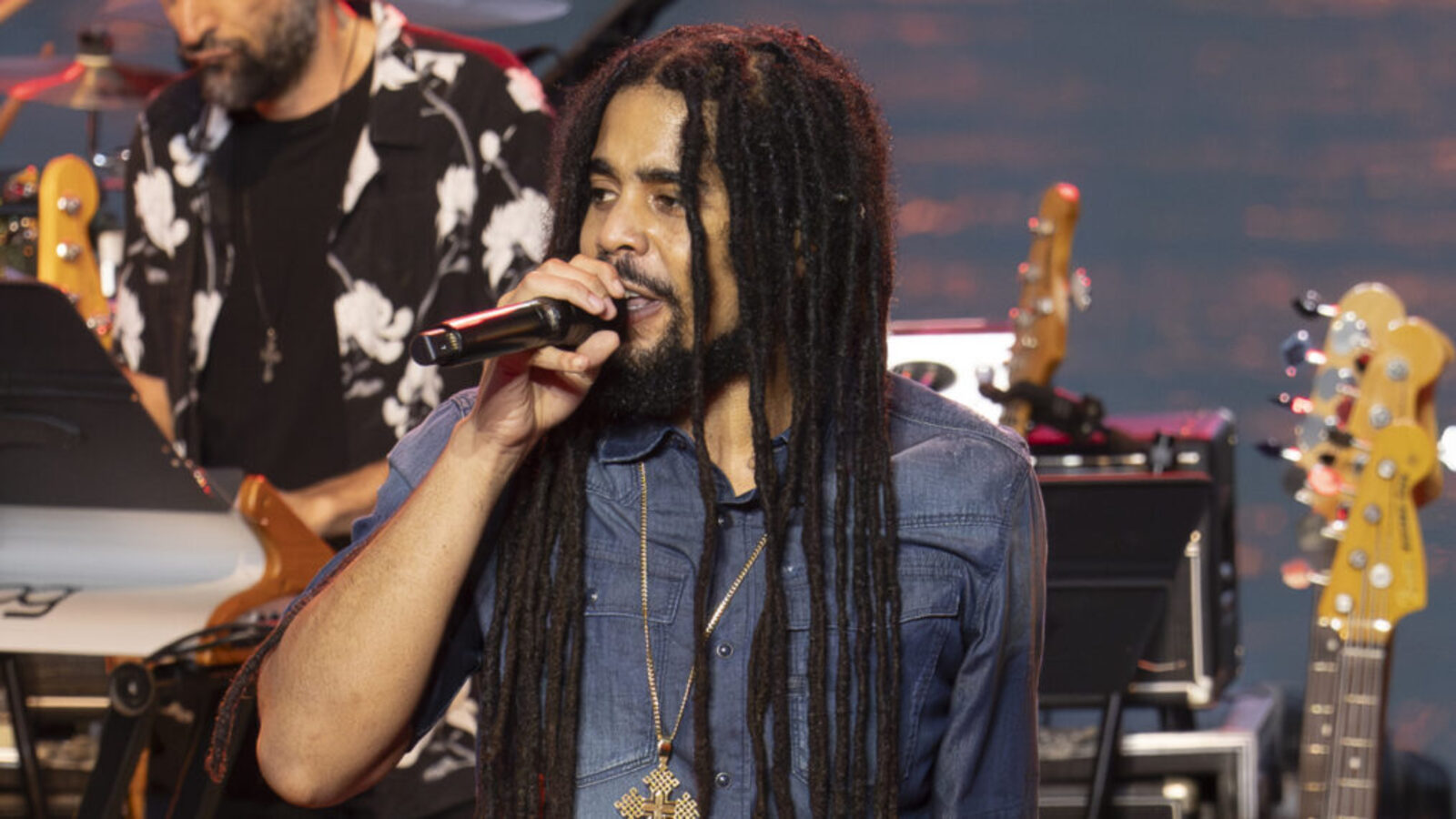 Who Is Skip Marley? The Singer’s Relationship to Bob Marley & More ...