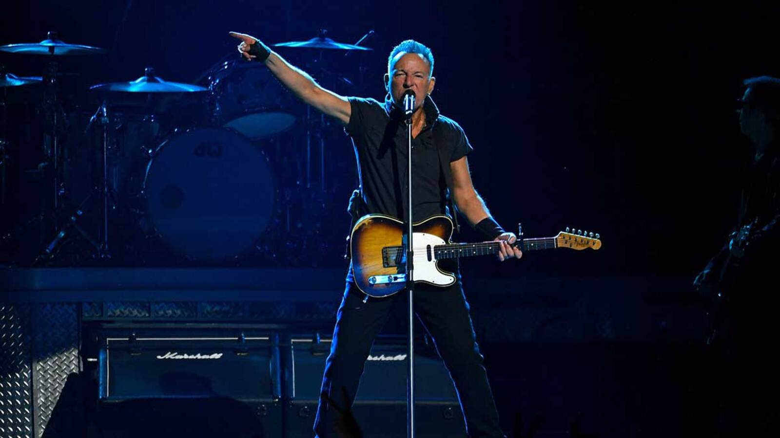 Bruce Springsteen’s 76 greatest songs on his 76th birthday | Yardbarker