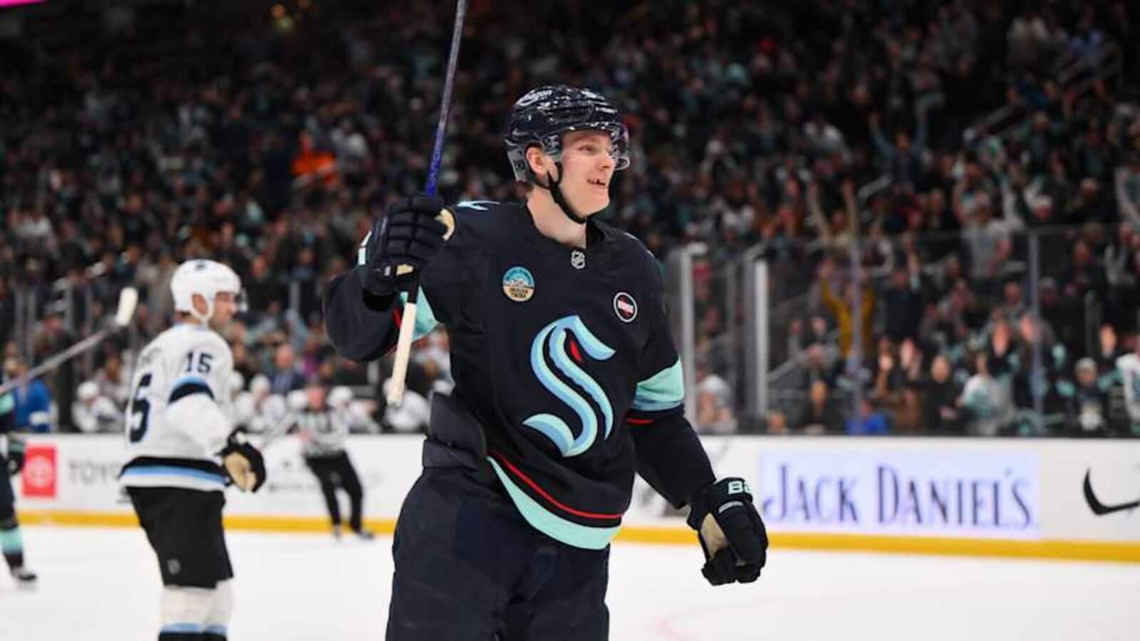 Kraken, Maple Leafs Face Toughest RFA Challenges | Yardbarker