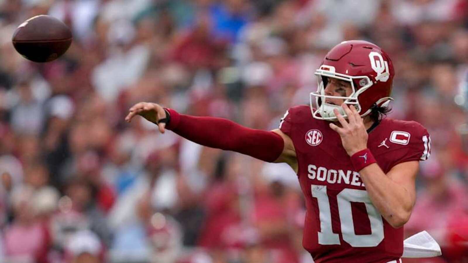 Oklahoma Coach Brent Venables Says John Mateer's Hand Has Been ...