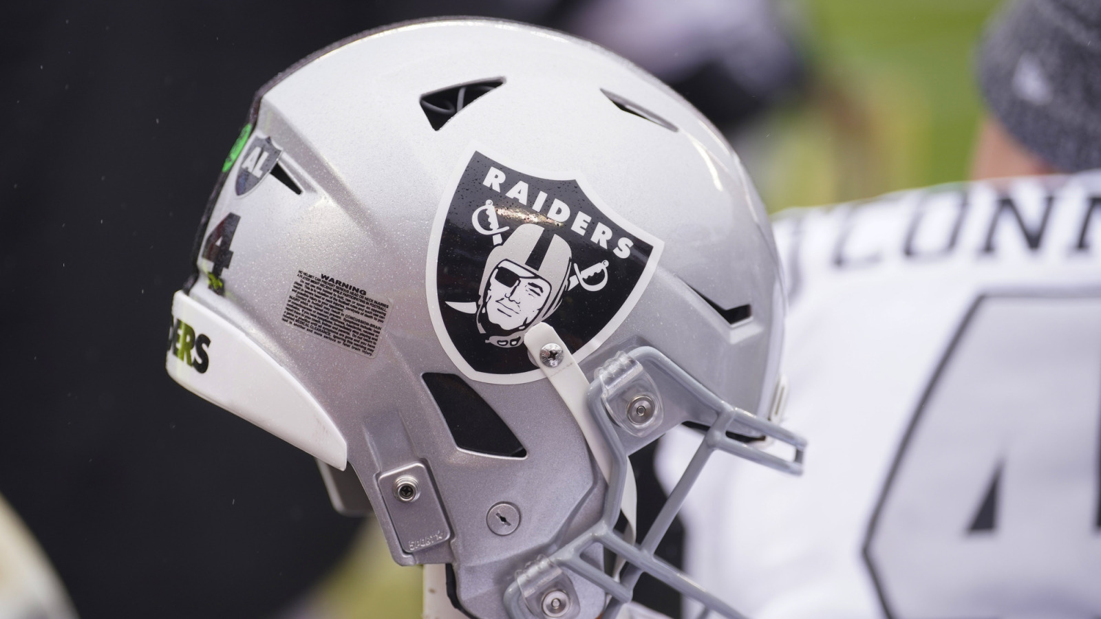 Raiders waive 2023 third-round pick Byron Young | Yardbarker