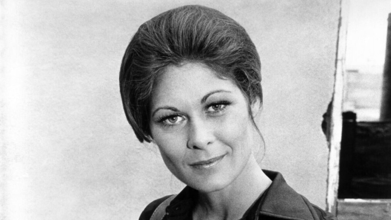 Betty Anne Rees Dies: ‘My Three Sons’ & ‘Unholy Rollers’ Star Was 81 ...