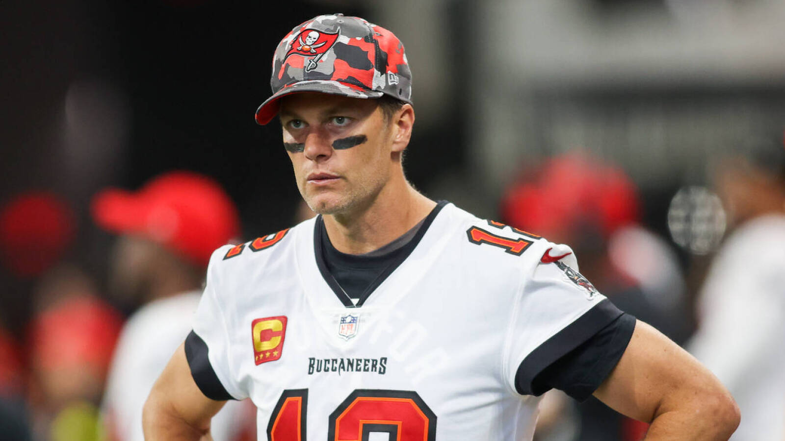 Report: Raiders 'looking into' signing Tom Brady | Yardbarker Report: Raiders 'looking into' signing Tom Brady | Yardbarker