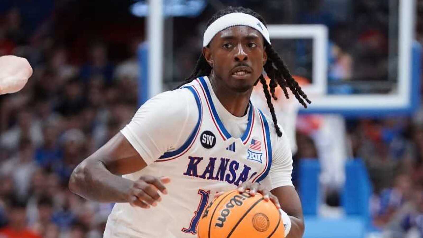 No. 14 Kansas Fends Off No. 13 BYU To Win 1,000th Game At Allen ...