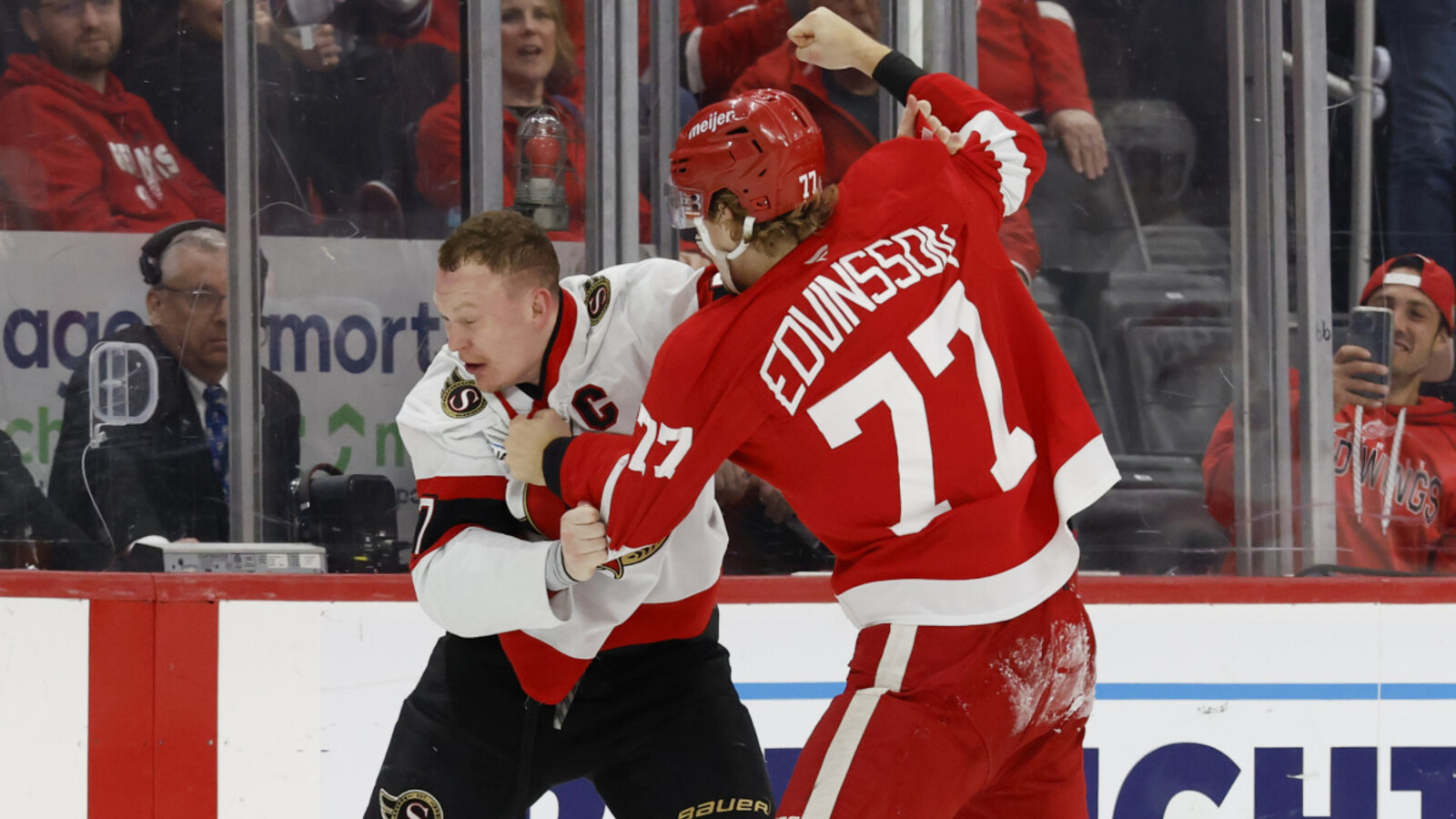 Brady Tkachuk's dad reacts to son's behavior vs. Red Wings | Yardbarker