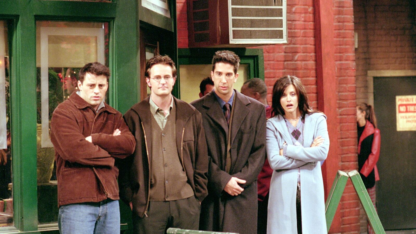 20 TV stars you didn’t know directed episodes of their series | Yardbarker