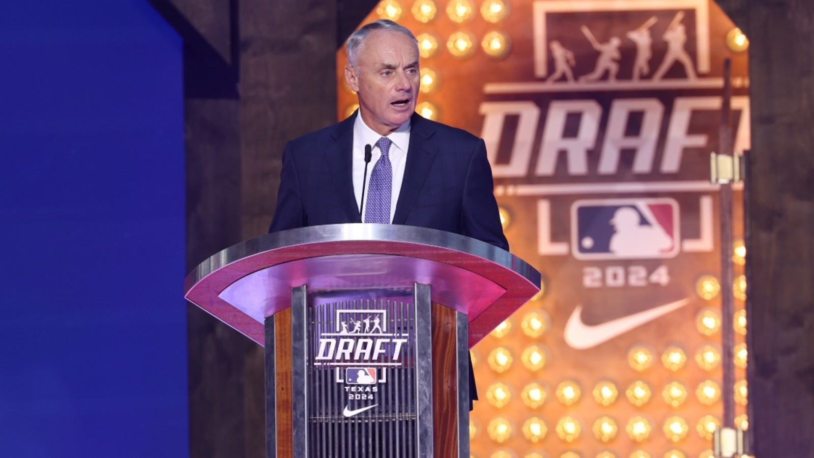 2026 MLB Draft: MLB Pipeline releases Way-Too-Early mock draft | Yardbarker