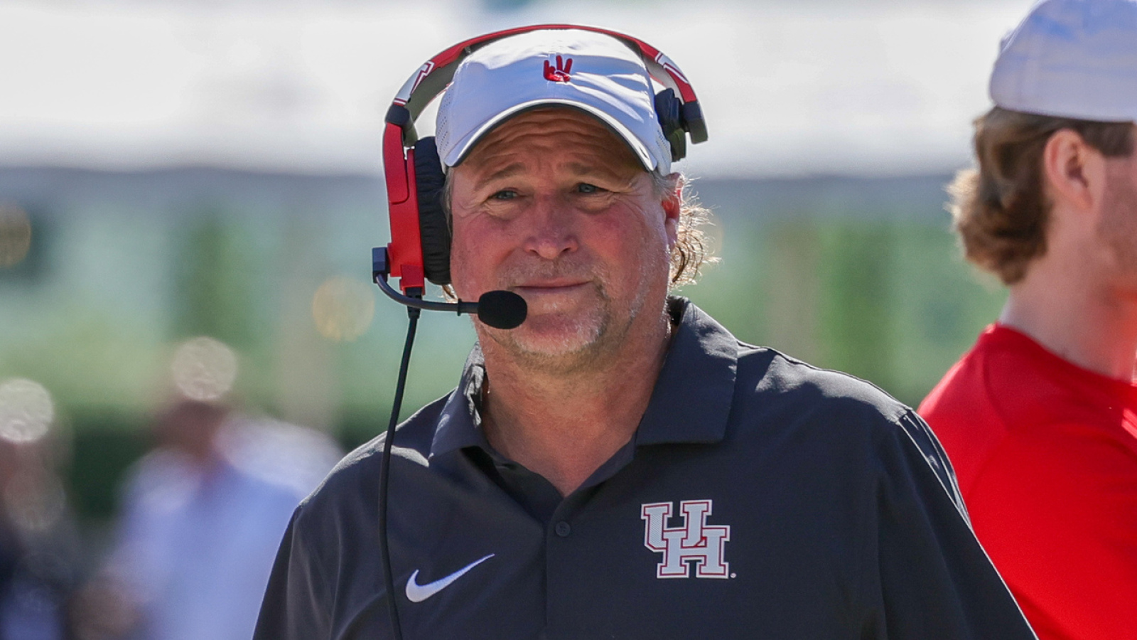 Former Houston HC lands job with Big Ten team | Yardbarker