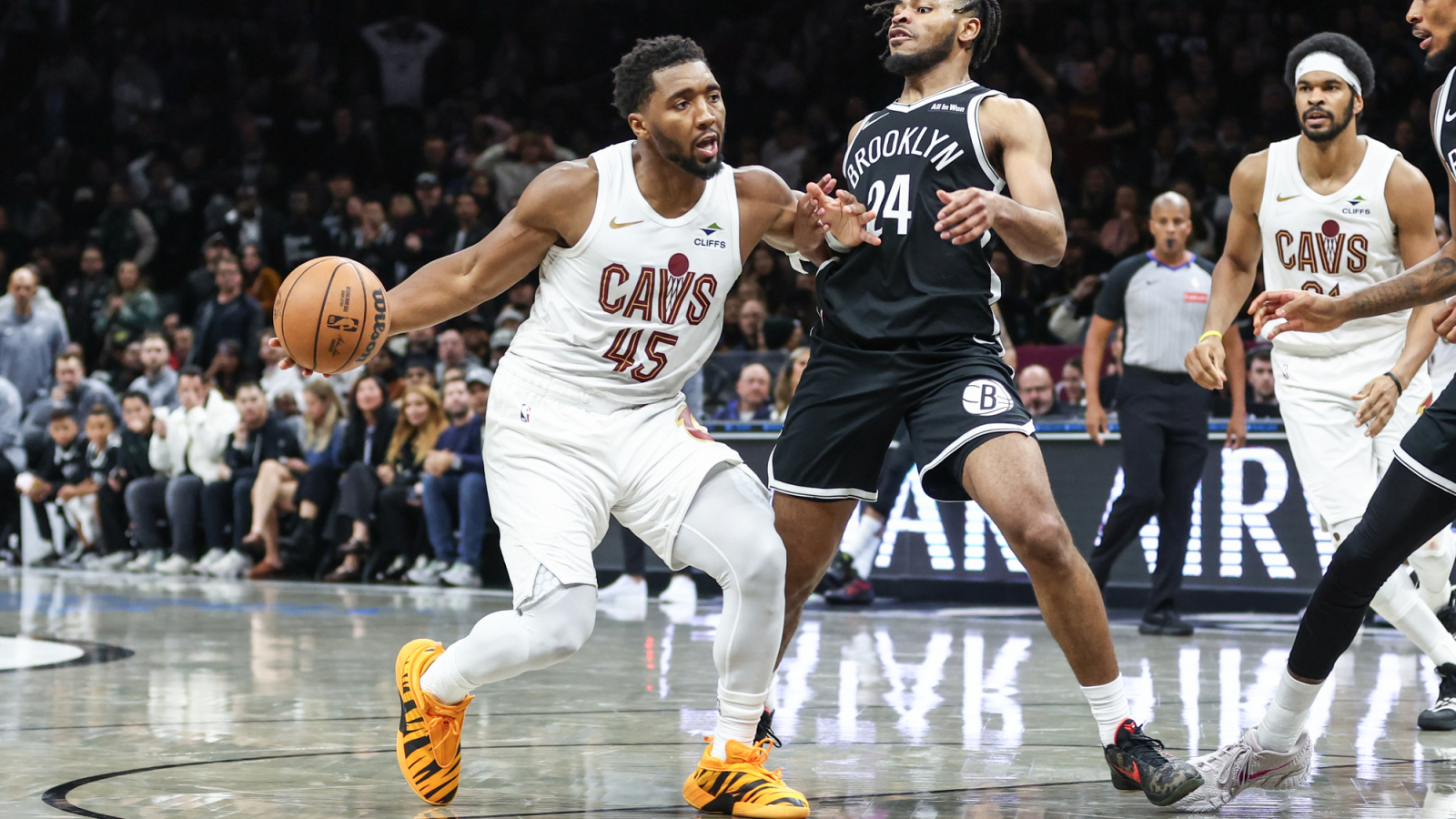 Cavs Notes: Donovan Mitchell, Jarrett Allen, expectations | Yardbarker