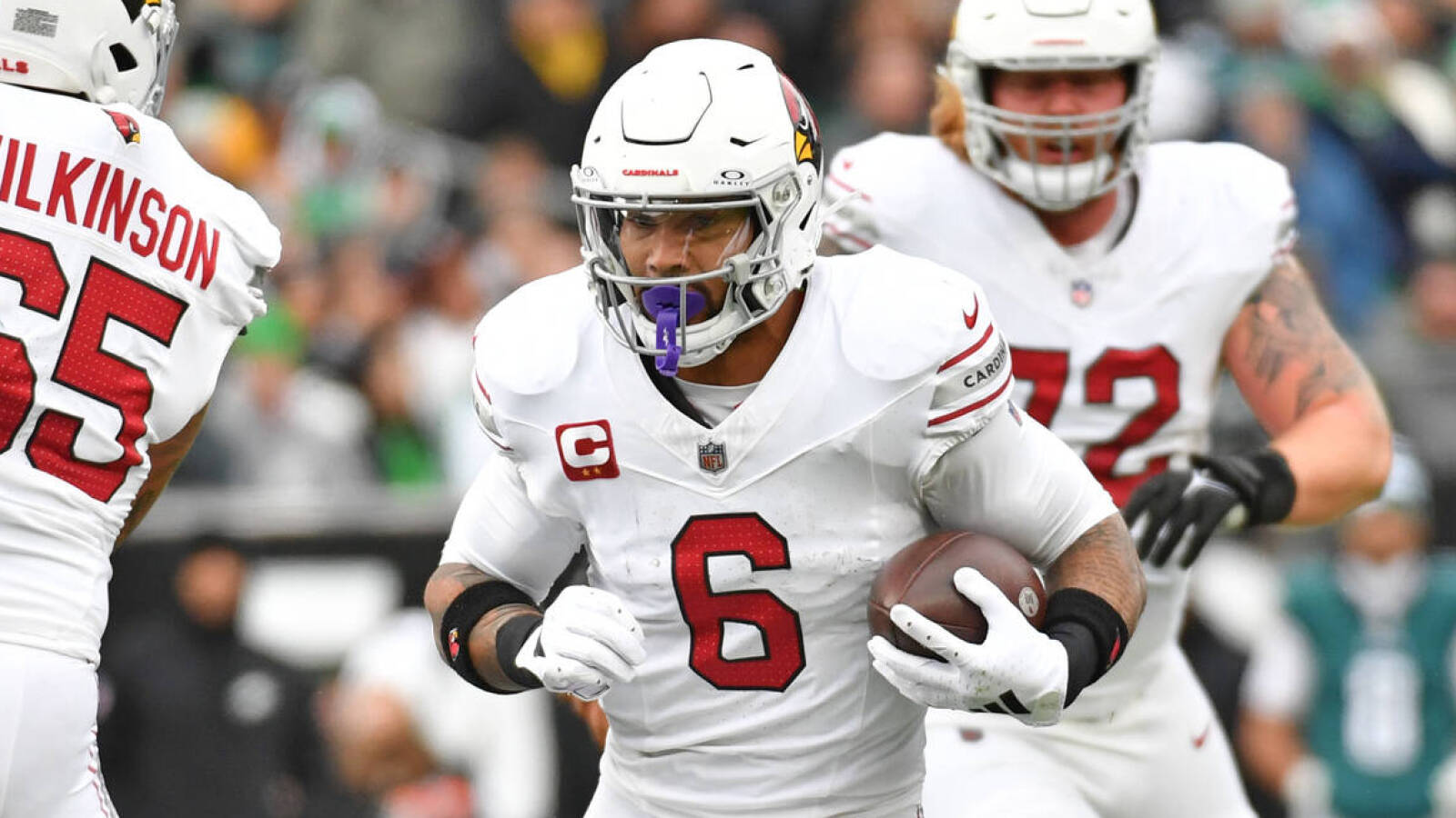 RB James Conner sees future with Cardinals beyond 2024 - B'more2Boston