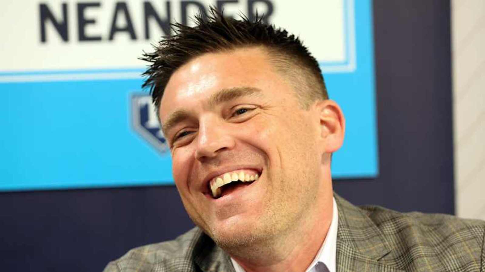 Rays Reportedly Sign Veteran Pitcher to Multi-Year Deal at Winter ...