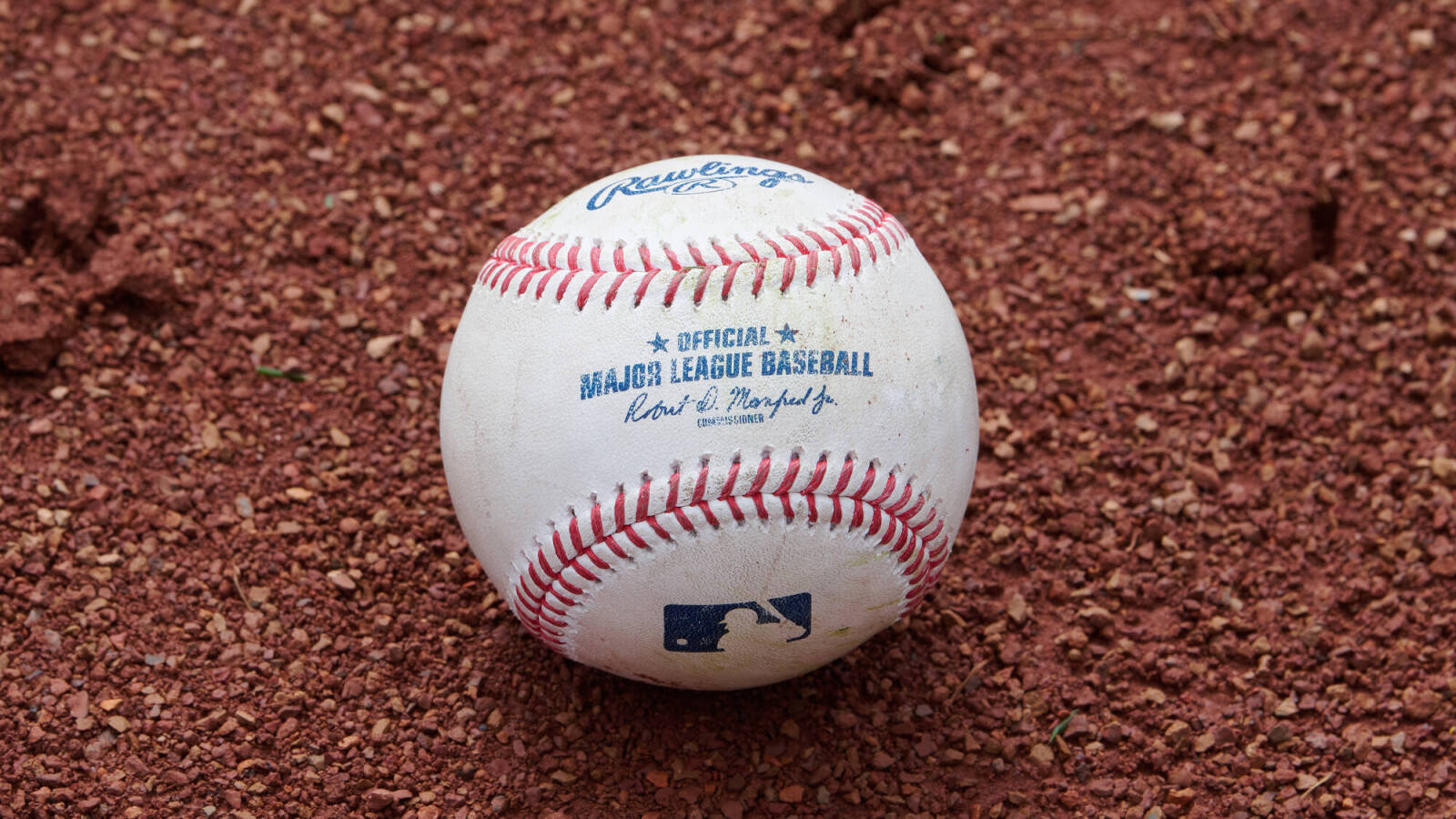 Texas A&M–Texarkana player hit by bullet during game | Yardbarker