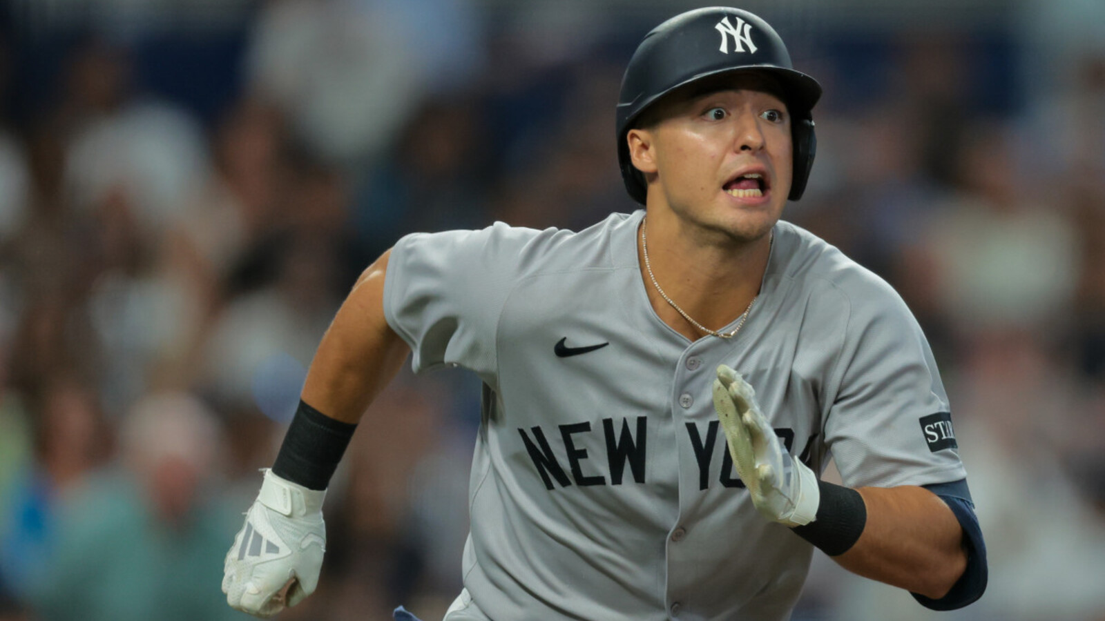 Anthony Volpe Injury Update Emerges Amid Yankees Offseason | Yardbarker