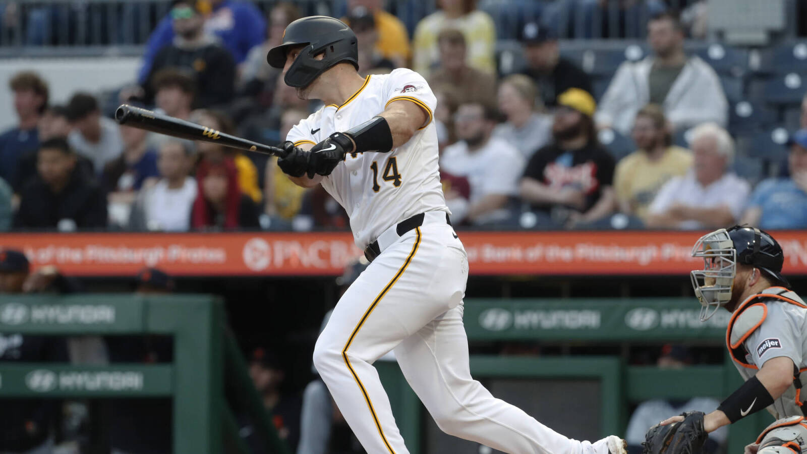Pittsburgh Pirates Catcher Suffers Shocking Injury During Practice ...