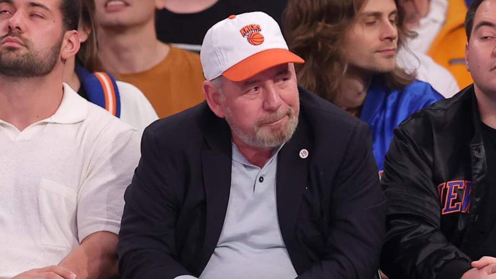 Watch: Knicks Owner Becomes Wizard of Oz at Sphere Premiere | Yardbarker