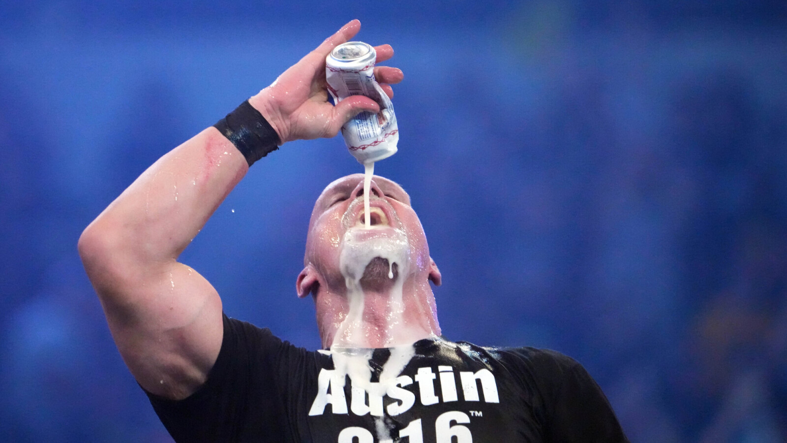 Stone Cold's Return Match In 2022 Wasn't Confirmed Until The Day Of ...